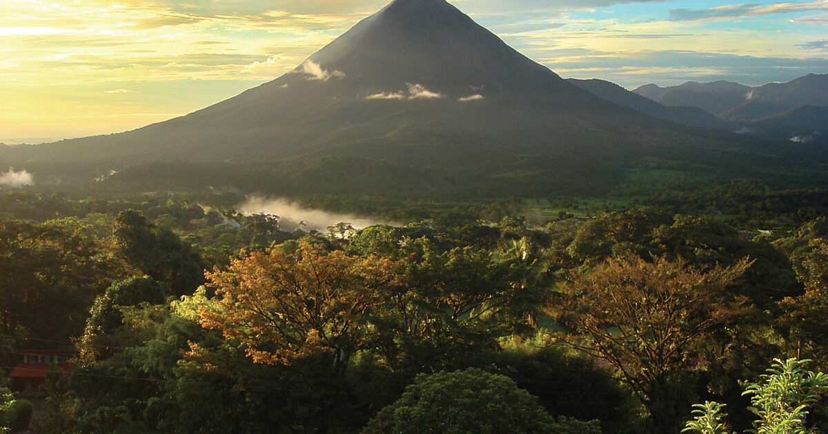 Arenal Volcano National Park | La Fortuna | Attraction