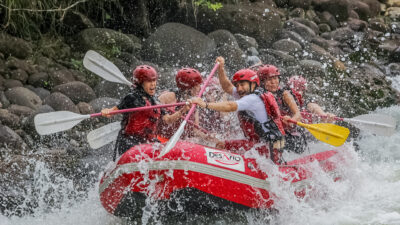 Balsa River Whitewater Rafting Tours | La Fortuna
